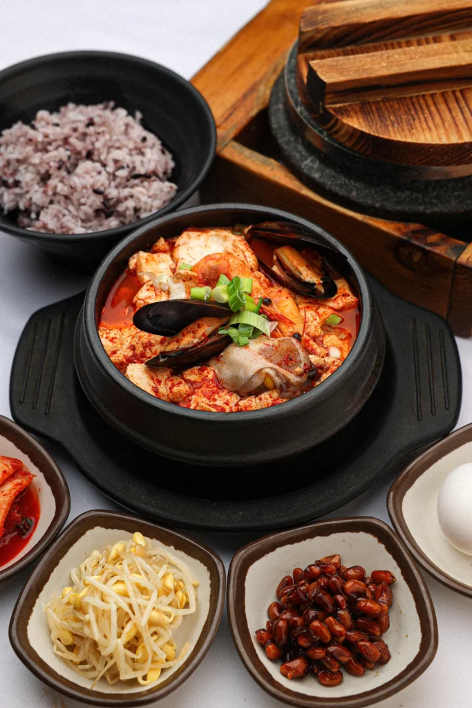 Korean Restaurant in Toronto Canada | Buk Chang Dong Soon Tofu